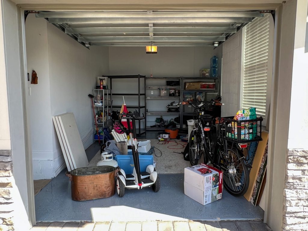 Your Guide to a Complete 2025 Cleanout - Junk Removal N Motion Your Guide to a Complete 2025 Cleanout - Junk Removal N Motion